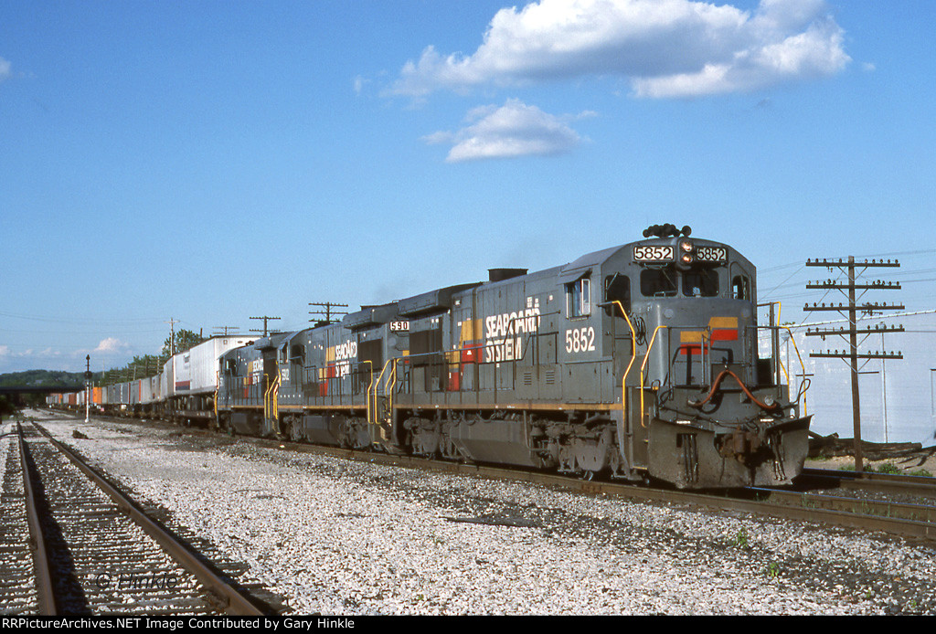 CSXT 5862